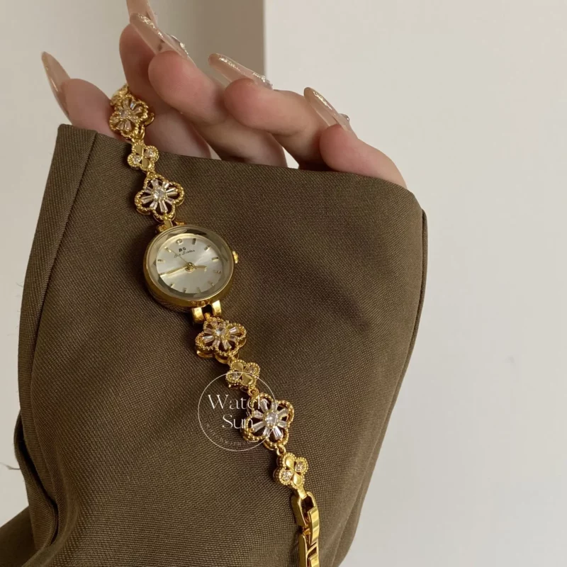 Dainty Gold/Silver Small Round Women's Watch - WatchwithSun-Dainty ...